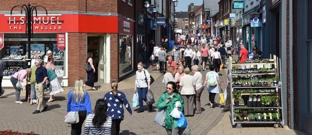 Castle Walk, Newcastle Under Lyme ST5, retail premises to let ...