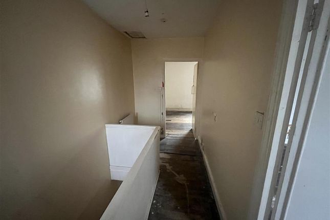 Windsor Road, Neath SA11, 2 bedroom terraced house for sale - 69054693 ...