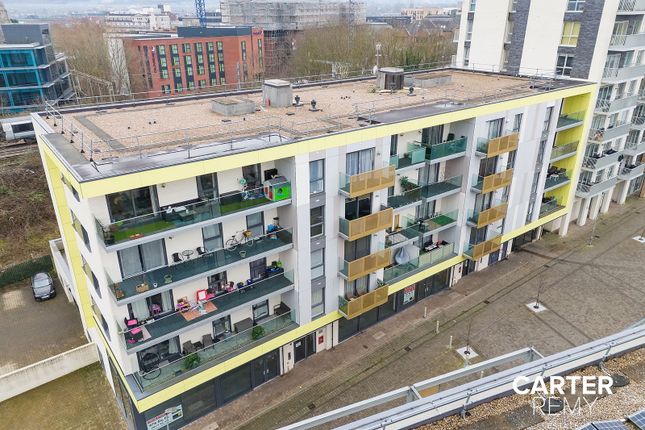 Cunard Square, Chelmsford CM1, 2 bedroom flat for sale - 69581410 ...