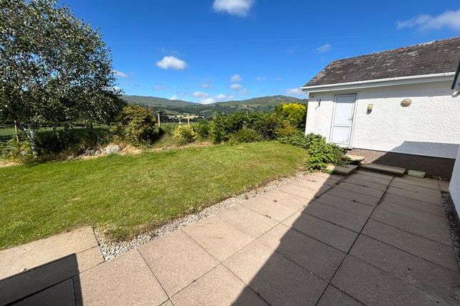 Maes Rhun, Tyn-Y-Groes, Conwy LL32, 3 bedroom detached bungalow for ...