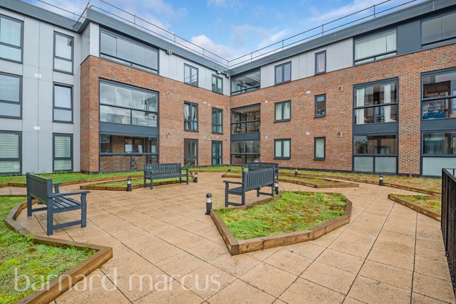 Staines Road, Hounslow TW4, 2 bedroom flat for sale - 66736047 ...