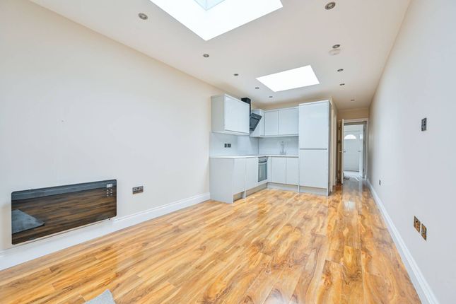 Mitcham Lane, Streatham SW16, 2 bedroom flat for sale - 64245972 ...