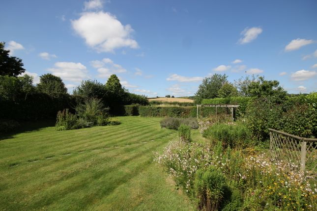 Ryebridge Lane, Upper Froyle GU34, 3 bedroom detached house for sale ...