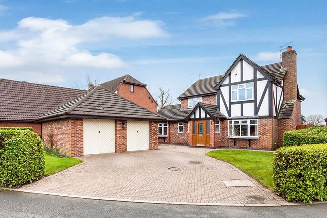 4 bed detached house for sale in Paddocks Green, Mossley, Congleton ...