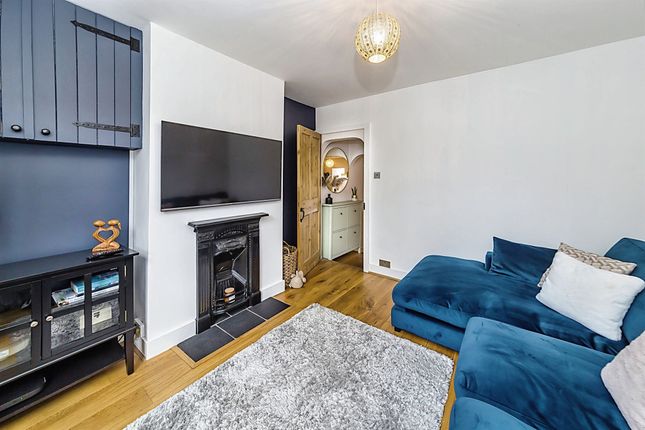 Coombe Cottages, Sharpthorne, East Grinstead RH19, 3 bedroom property ...