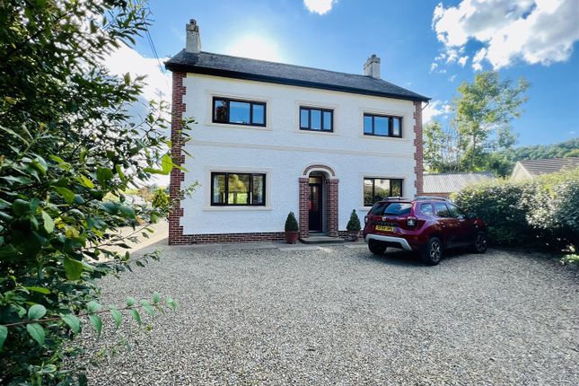 Llanwrda SA19, 4 bedroom property for sale - 65410308 | PrimeLocation