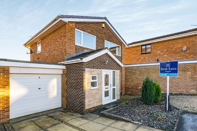 3 bed detached house to rent in Brancepeth Close, Ushaw Moor, Durham ...