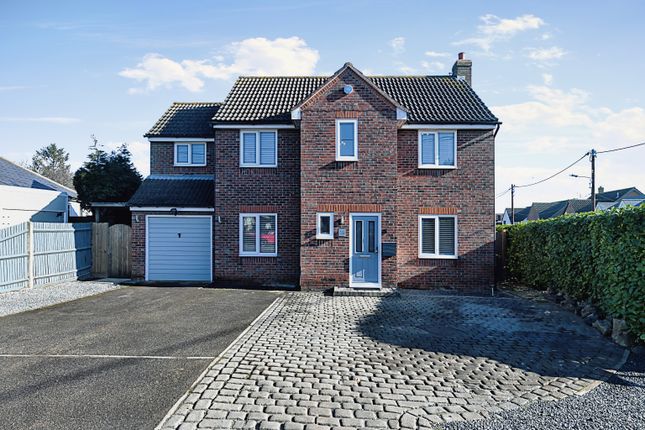 Mount Pleasant Road South Woodham Ferrers Chelmsford Cm3 4 Bedroom
