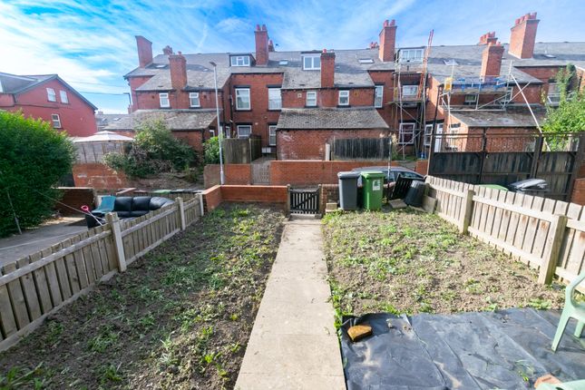 Grange View, Leeds LS7, 4 bedroom terraced house for sale - 62323555 ...
