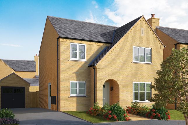 4 bed detached house for sale in Crest Drive, Fenstanton, Huntingdon ...