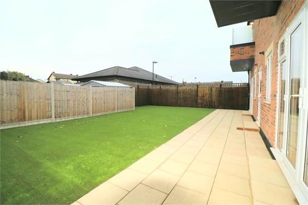 Whitton Road, Whitton, Hounslow TW3, 2 bedroom flat to rent - 66243681 ...