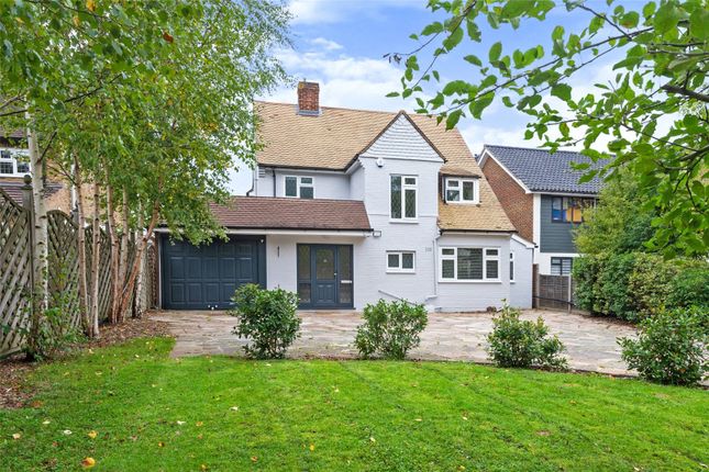 Homes for Sale in Penrose Road, Fetcham, Leatherhead KT22 - Buy ...