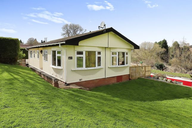 Austcliffe Road, Cookley, Kidderminster DY10, 2 bedroom detached house ...