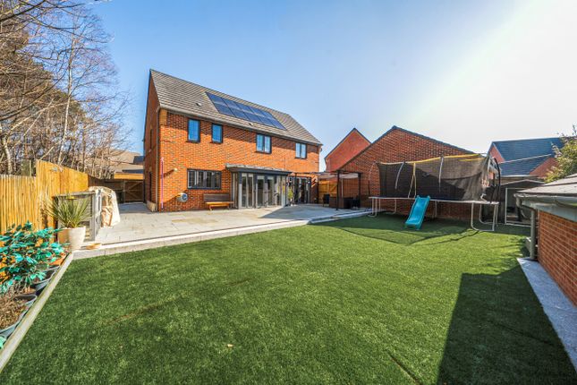 Oxney Way, Bordon, Hampshire GU35, 4 bedroom detached house for sale ...