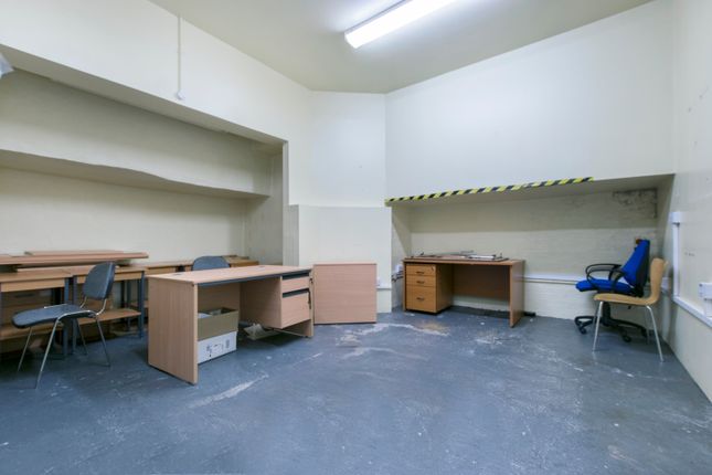 Bridgewater Square, London EC2Y, office for sale - 66530883 | PrimeLocation