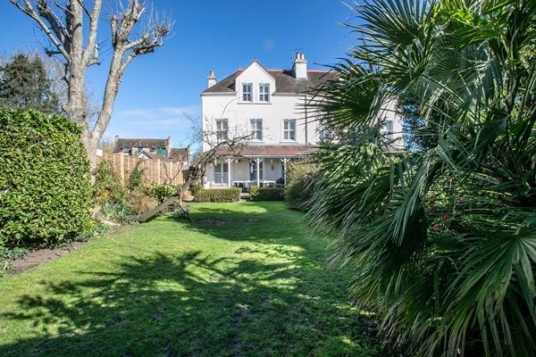 Homes for Sale in Cookham - Buy Property in Cookham - Primelocation