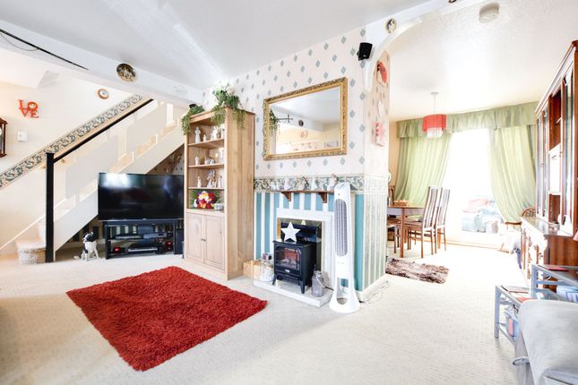Halcroft Rise Wigston Leicester Le18 3 Bedroom Semi Detached House