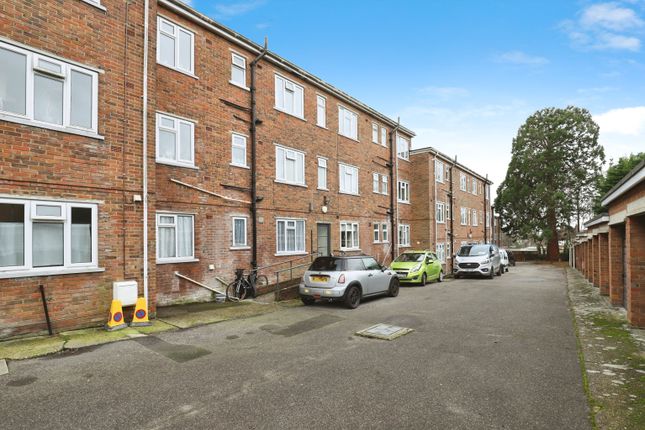 Bournemouth Road, Poole BH14, 2 bedroom flat for sale - 69062258 ...