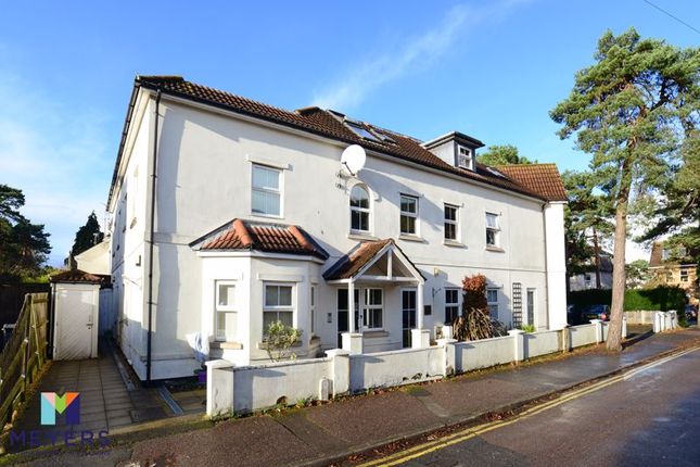 2 bed flat for sale in Knyveton Road, Bournemouth BH1 - Zoopla