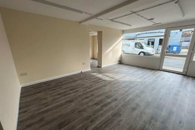 Arcade Road, Littlehampton BN17, property to rent - 67490456 ...