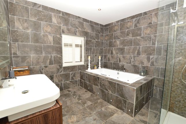 Selby Road, Garforth, Leeds, West Yorkshire LS25, 4 bedroom semi ...