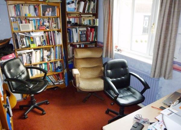 Property history - 24 Marston Beck, Chelmsford CM2 6RL - Marketed for ...