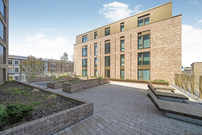 Stockwell Road SW9, 2 bedroom flat for sale - 70333307 | PrimeLocation