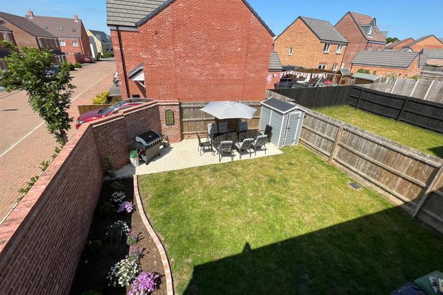 Lindersmith Close, Weldon, Corby NN17, 3 bedroom detached house for ...