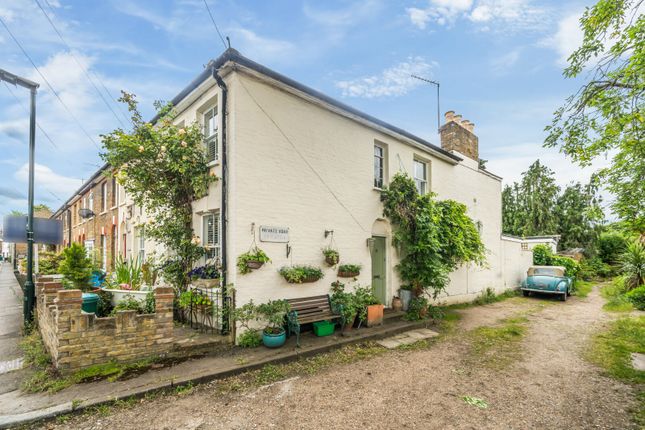 Watts Lane, Teddington TW11, 3 bedroom end terrace house for sale ...