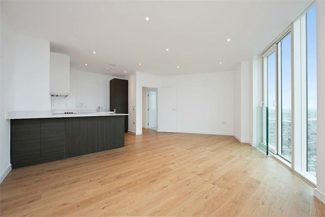Pinnacle Apartments, Saffron Central Square, Croydon CR0, 3 bedroom ...