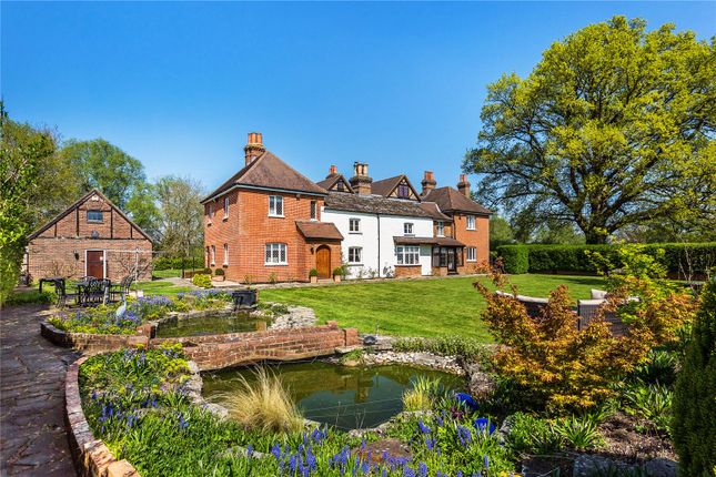 Lake Lane, Langshott, Horley, Surrey RH6, 6 bedroom detached house for ...