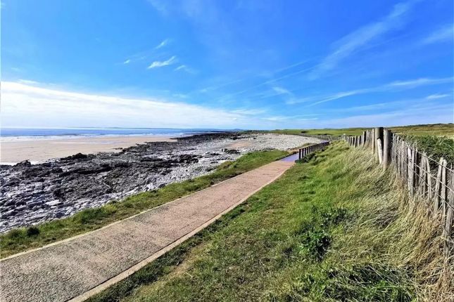Rest Bay, Porthcawl CF36, 3 bedroom flat to rent - 65539313 | PrimeLocation