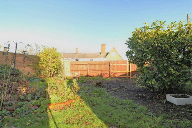 Alkerton, Eastington, Stonehouse GL10, 3 bedroom end terrace house for ...