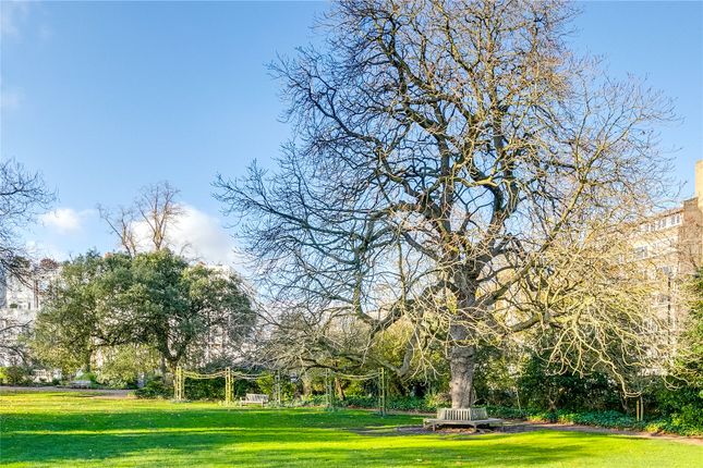 Ladbroke Square, Notting Hill W11, 2 bedroom flat for sale - 65217613 ...