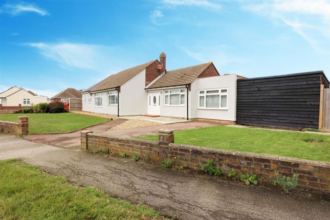 St. Johns Road, Clacton-on-Sea CO16 bungalows for sale | Buy houses in ...