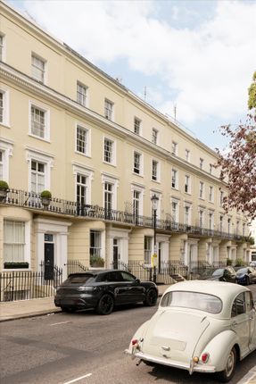 Norland Square, Holland Park, London W11, 3 bedroom maisonette for sale ...