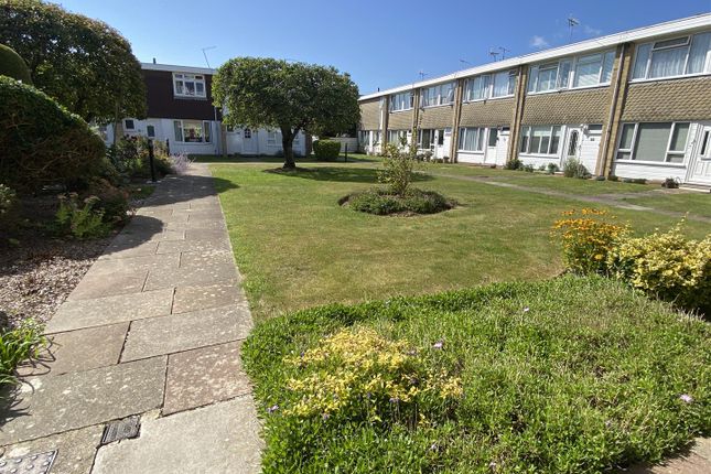 Bramber Square, Rustington, Littlehampton BN16, 2 bedroom flat for sale ...