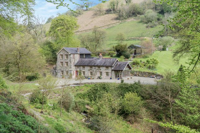 Llanfynydd, Carmarthen SA32, 5 bedroom property for sale - 65763242 ...