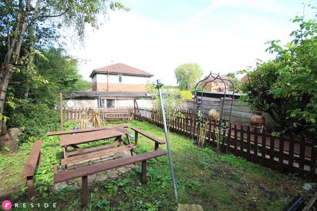 Newbold Moss, Belfield, Rochdale OL16, 4 bedroom semi-detached house ...