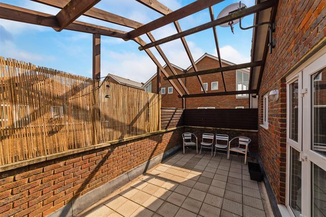 St. Clements Road, Ingress Park, Greenhithe DA9, 1 bedroom detached ...