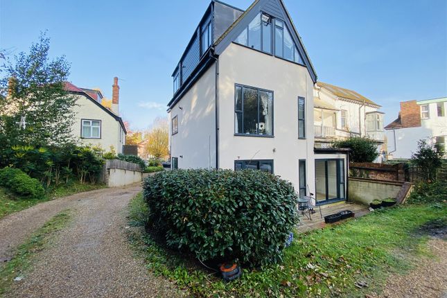 2 bed flat to rent in Normanton Road, South Croydon CR2 - Zoopla