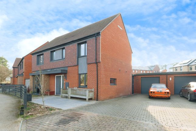 Forester Walk, Bordon GU35, 4 bedroom detached house for sale ...