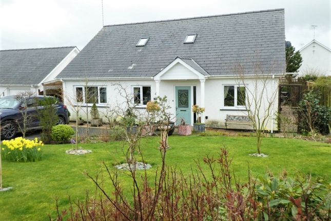 4 bed bungalow for sale in 10 Cwrt Maesmynach, Cribyn, Lampeter SA48 ...