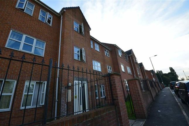 Silchester Drive, Monsall, Manchester, Greater Manchester M40, 2 ...