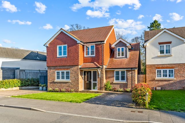Homes for Sale in Barnbrook Road, Sarisbury Green, Southampton SO31 ...