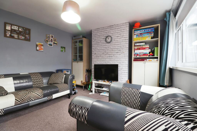 Derwent Drive, Doncaster DN3, 3 bedroom semi-detached house for sale ...