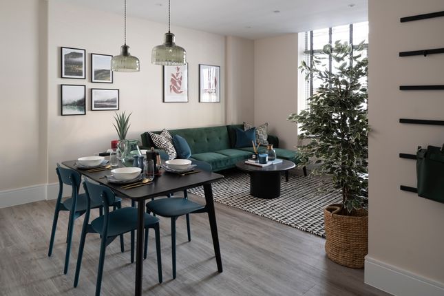 Field End Road, Eastcote HA4, 2 bedroom flat for sale - 60395286 ...