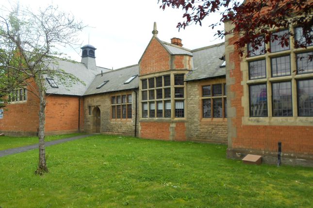 Old School Lane, Creswell, Worksop S80, 3 bedroom flat to rent ...