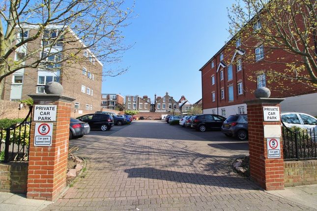Queens Crescent, Southsea PO5, 1 bedroom property for sale - 63880287 ...