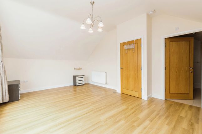 Wardley Street, Wigan WN5, 2 bedroom flat for sale - 67834580 ...